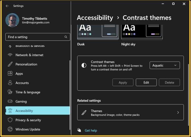 How to Use Contrast Themes to Make Text and Apps Easier to See in ...