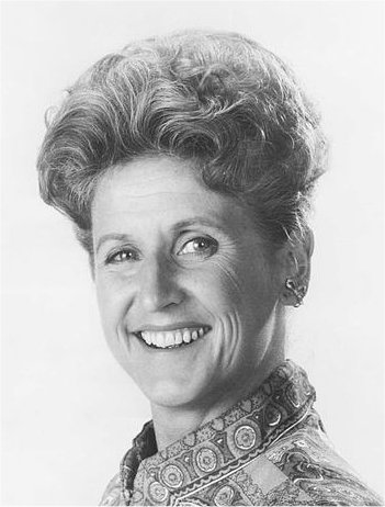 R.I.P: Ann B. Davis, 'Alice' from the Brady Bunch, Dead at 88 - R.I.P ...