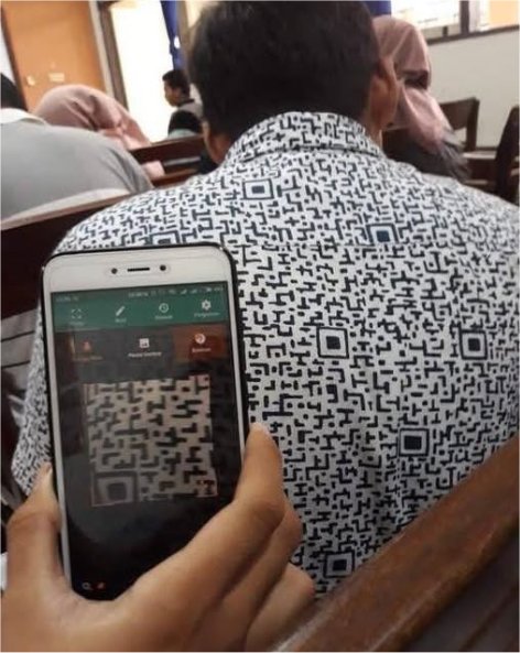 Random Photo: QR Code - MajorGeeks